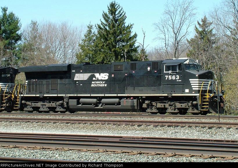 NS 7563